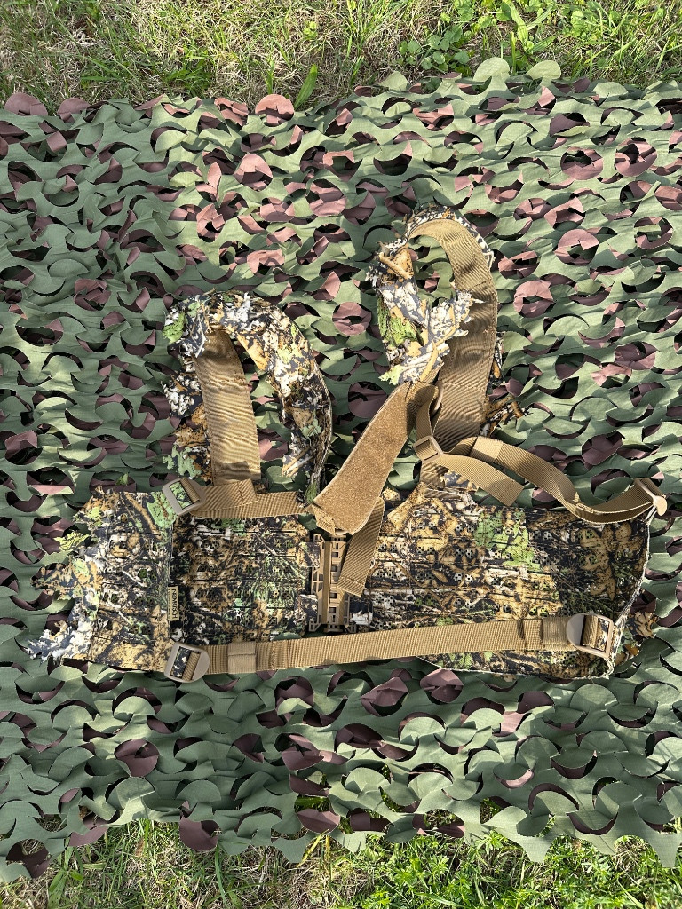 Novritsch LOW-PROFILE MOLLE chest-rig - Amber (3D listy) | Army shop ...